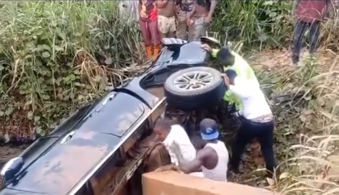 Breaking News:Toyota Vehicle Plunges into River at Wassa
